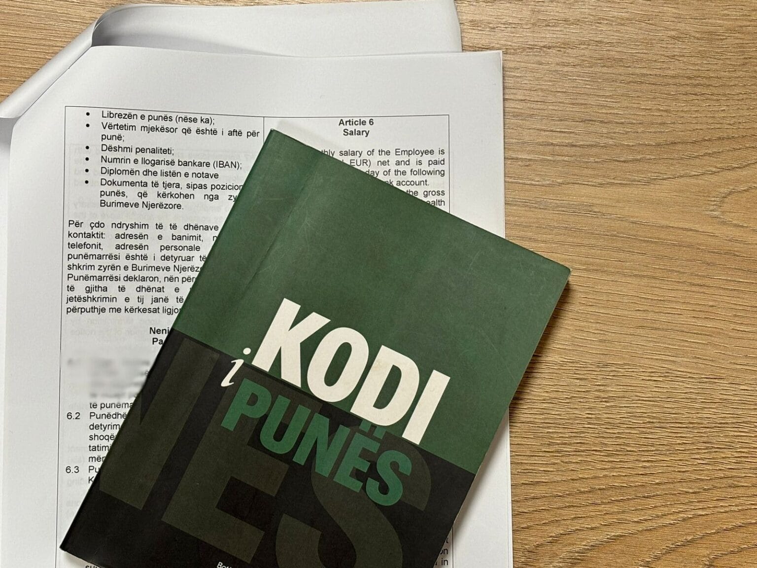 Kuptimi i kontratave të punës në Shqipëri: Një udhëzues për ...